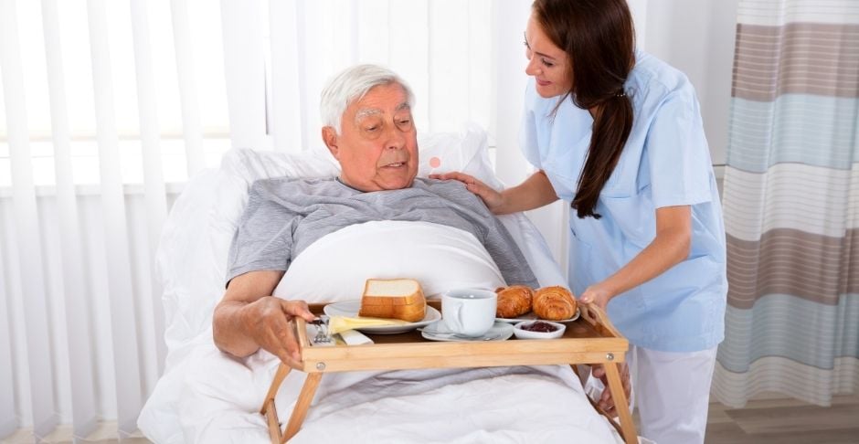 Soluciones del reposo prolongado: ¿para qué sirve la zalea para cama?